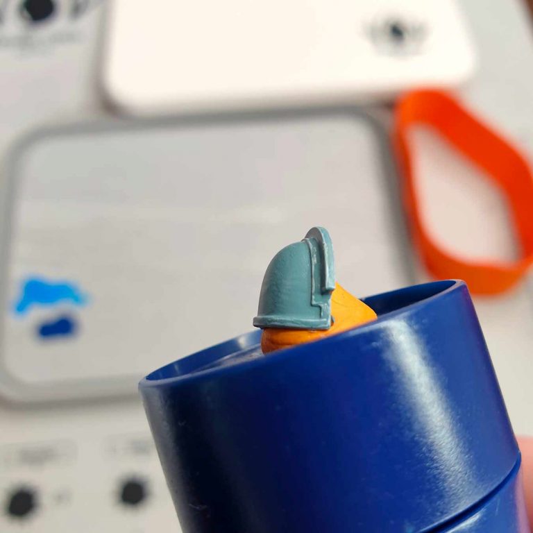 How to thin paint for miniatures – Painting Miniatures